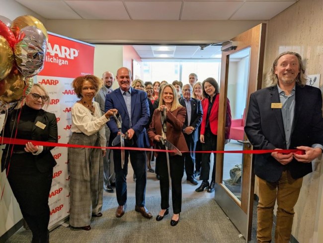 Jo-Ellyn Tucker: A Leader in Nonprofit Service, Law, and Community ...