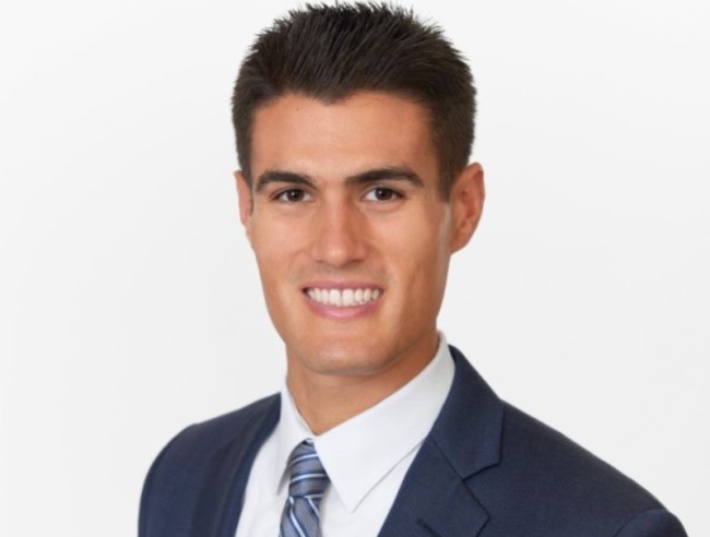 Davis Clarke: The Motivational Influencer and Financial Expert - Wider Blog