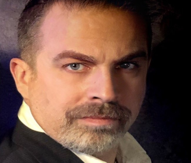 Pete Santilli: The Voice of Unfiltered Conservative Commentary - Wider Blog